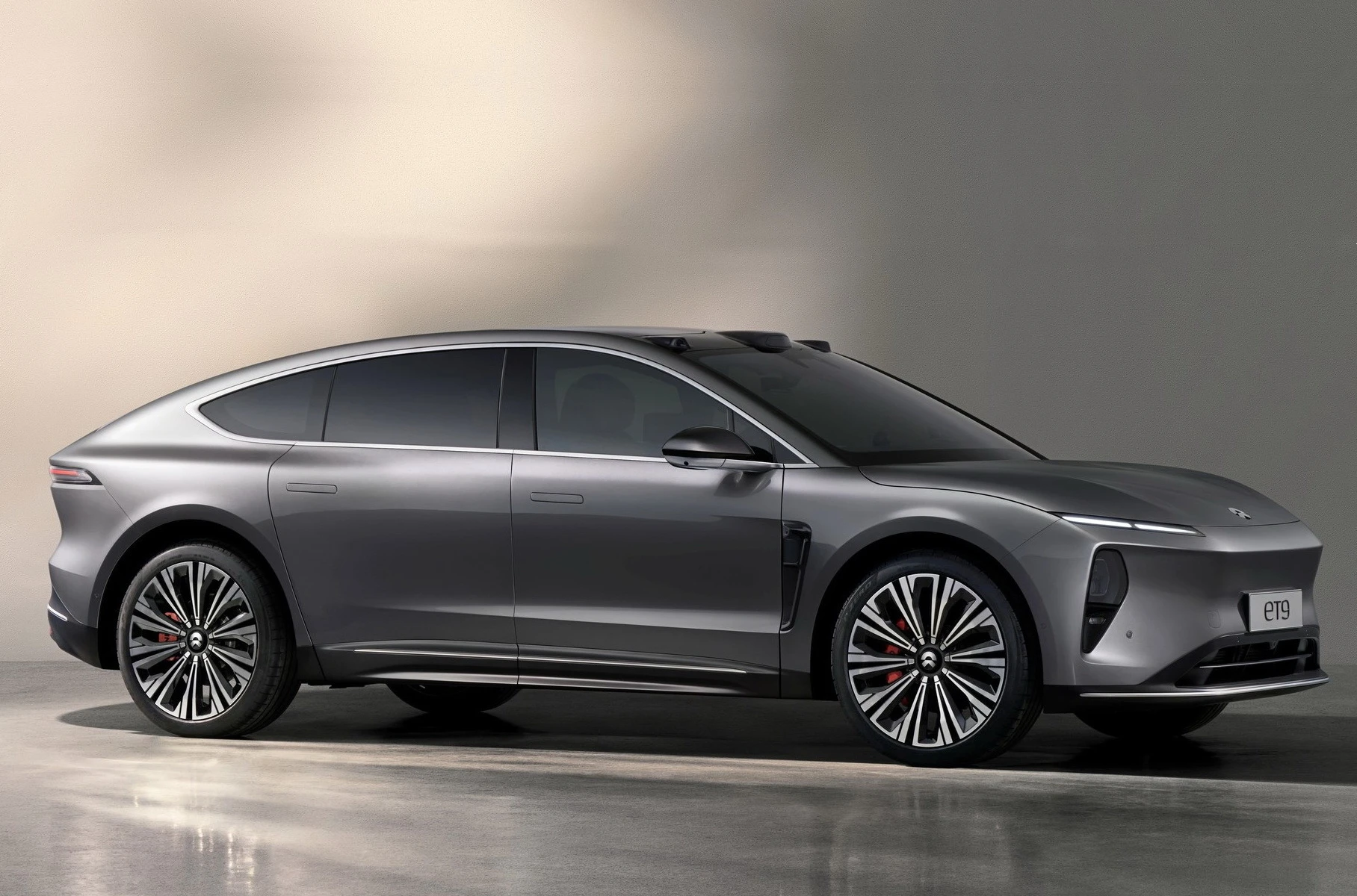 Китайская Nio представила конкурента Mercedes-Benz EQS — электрический ET9 - Rozetked.me